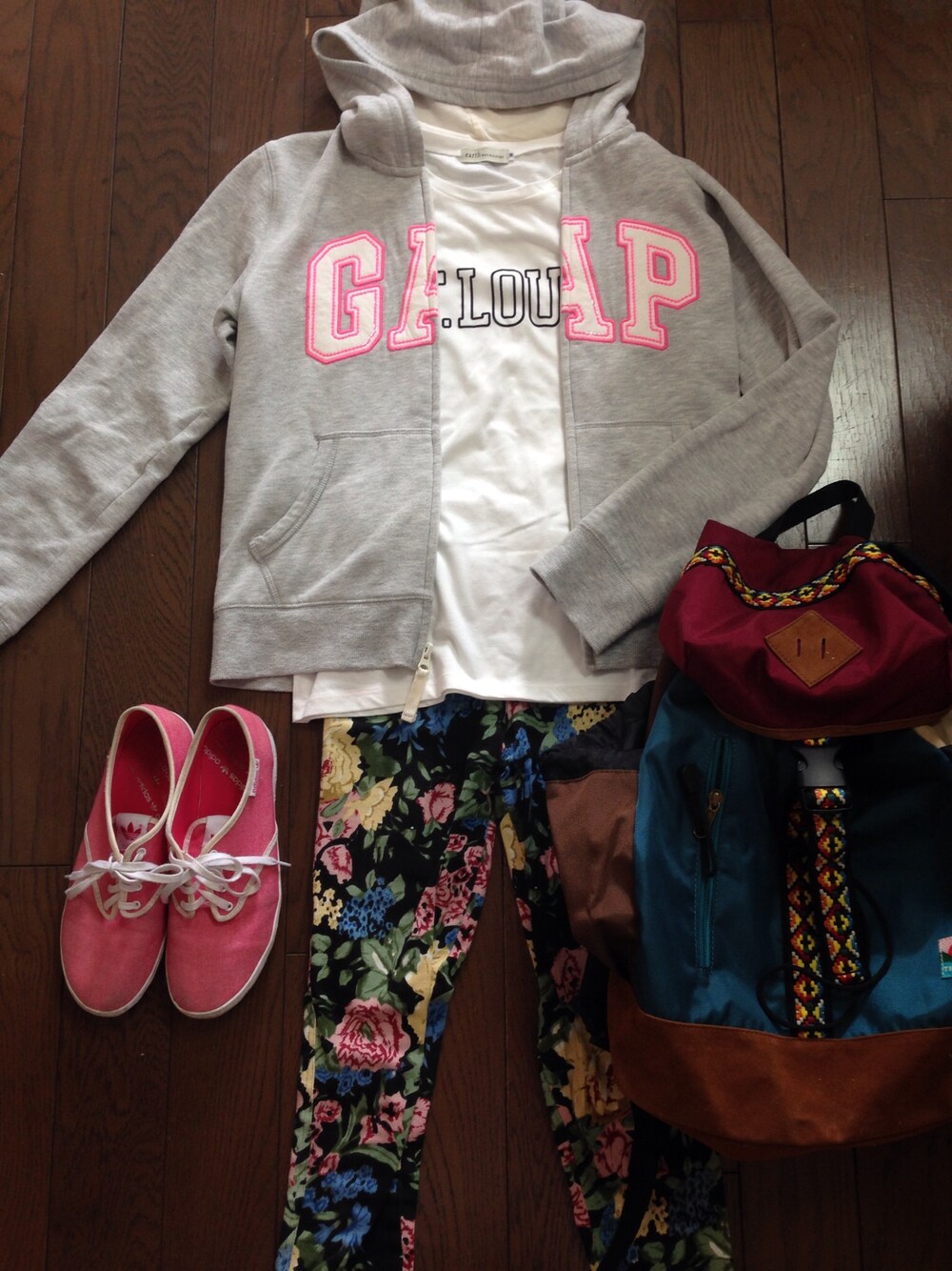 edvis｜GAPのパーカーを使ったコーディネート - WEAR