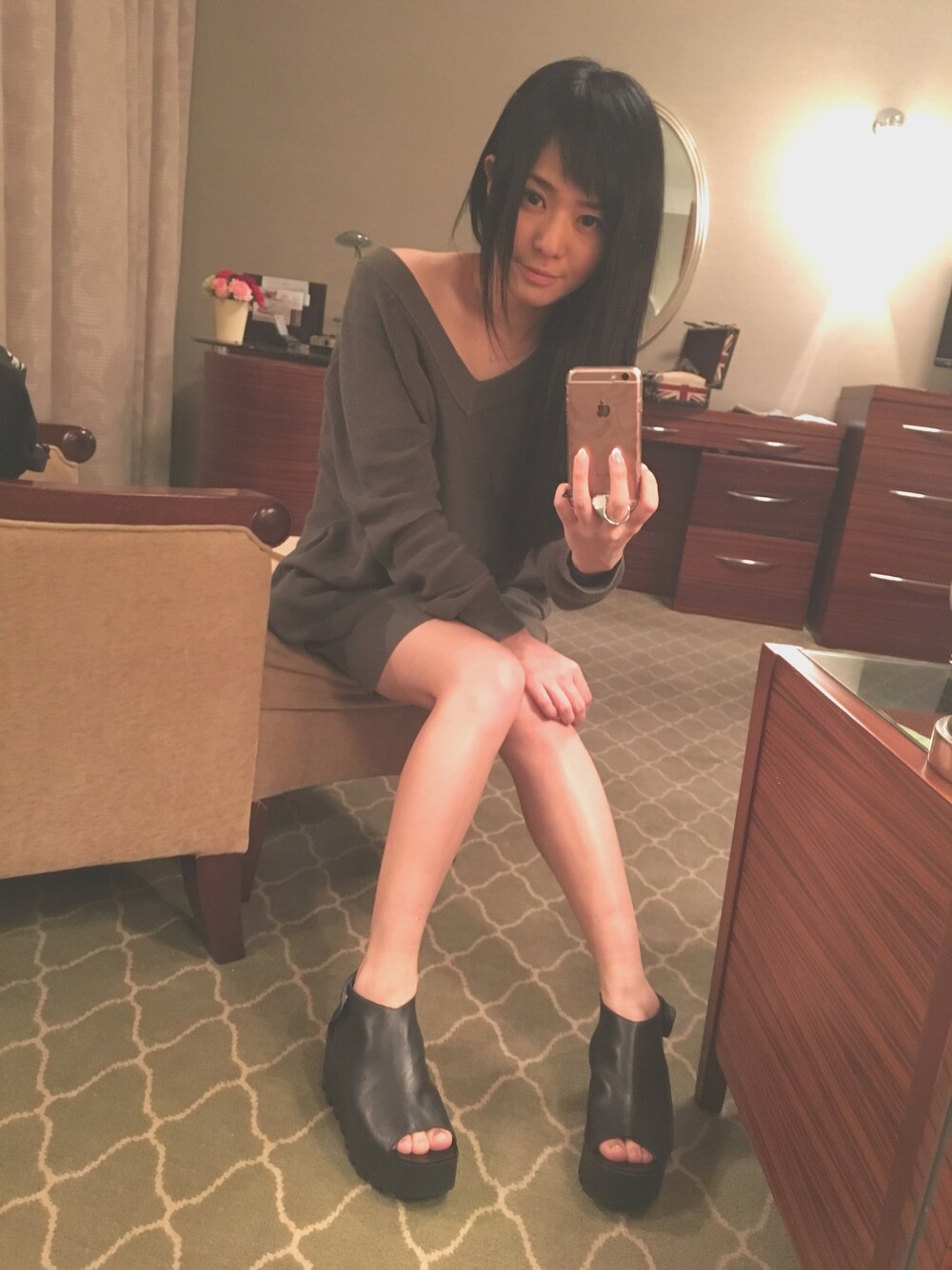 蒼井そら/SOLA AOI/苍井空｜MOUSSYのワンピースを使ったコーディネート - WEAR